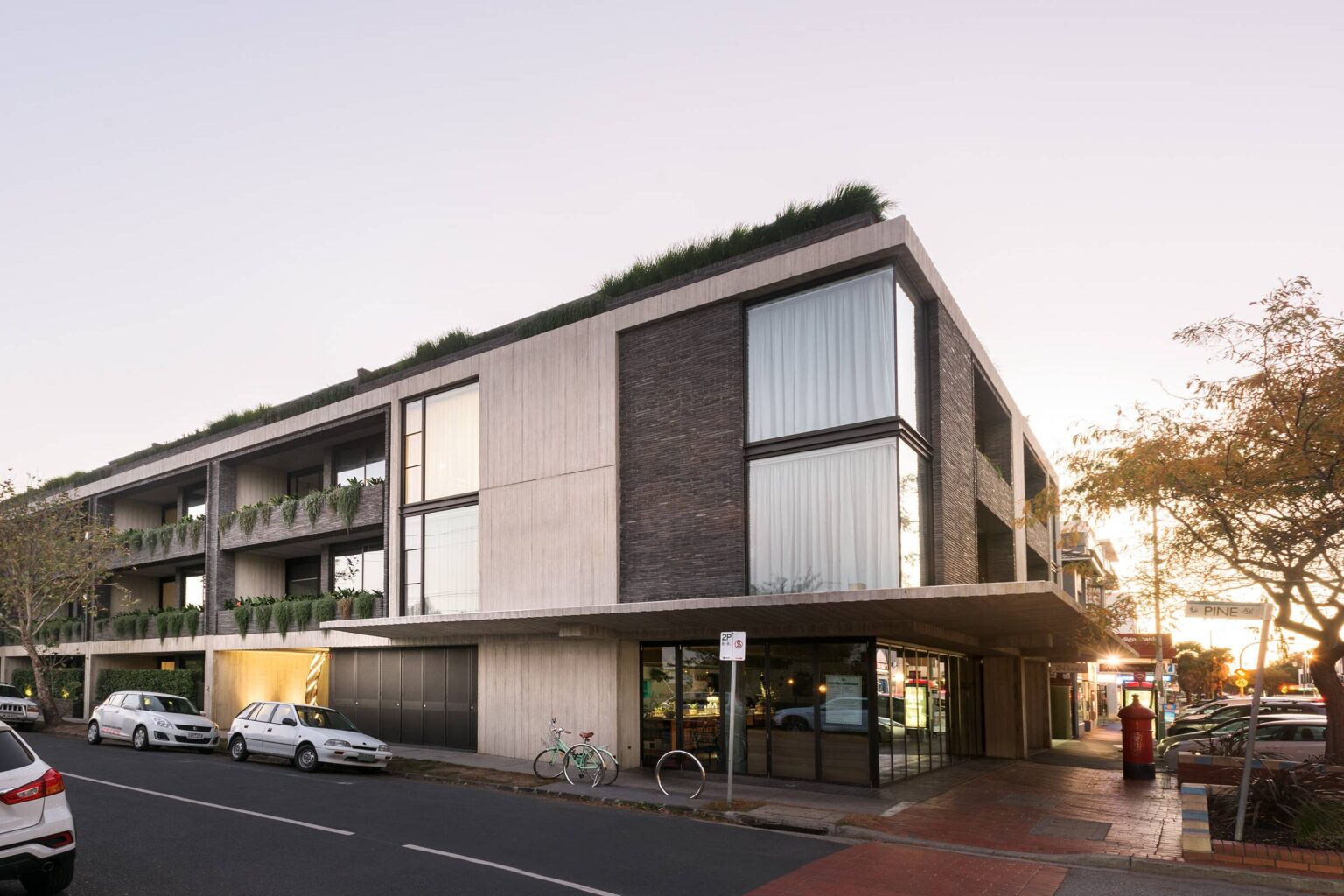 The Standard Apartments | Louvreclad