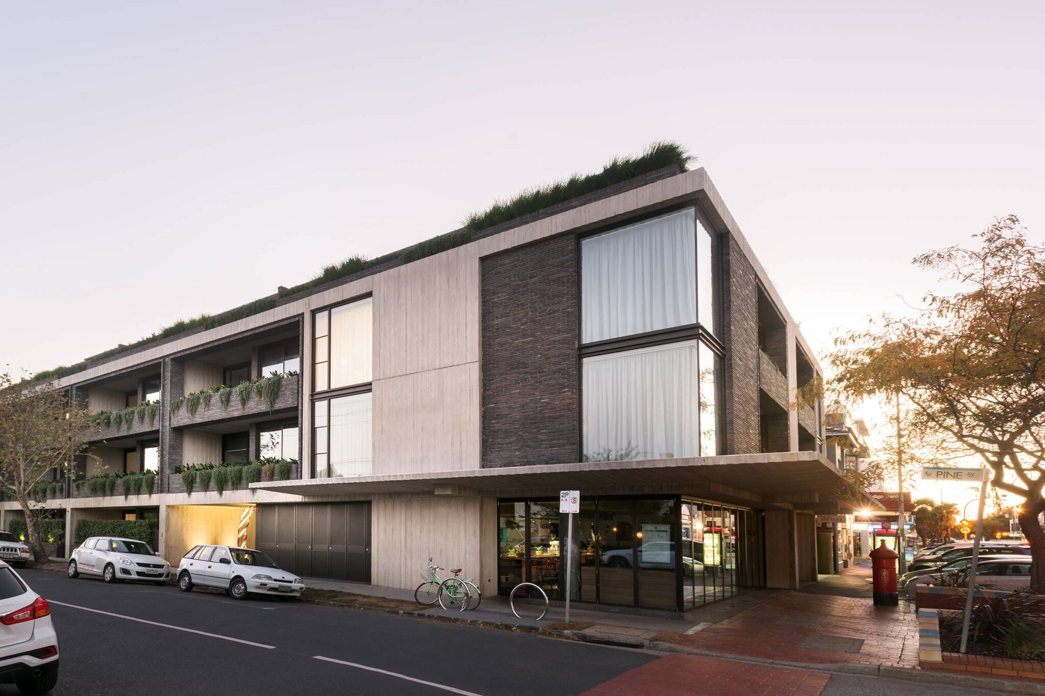 The Standard Apartments | Louvreclad