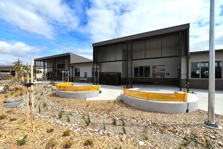 Pallara State School | Louvreclad