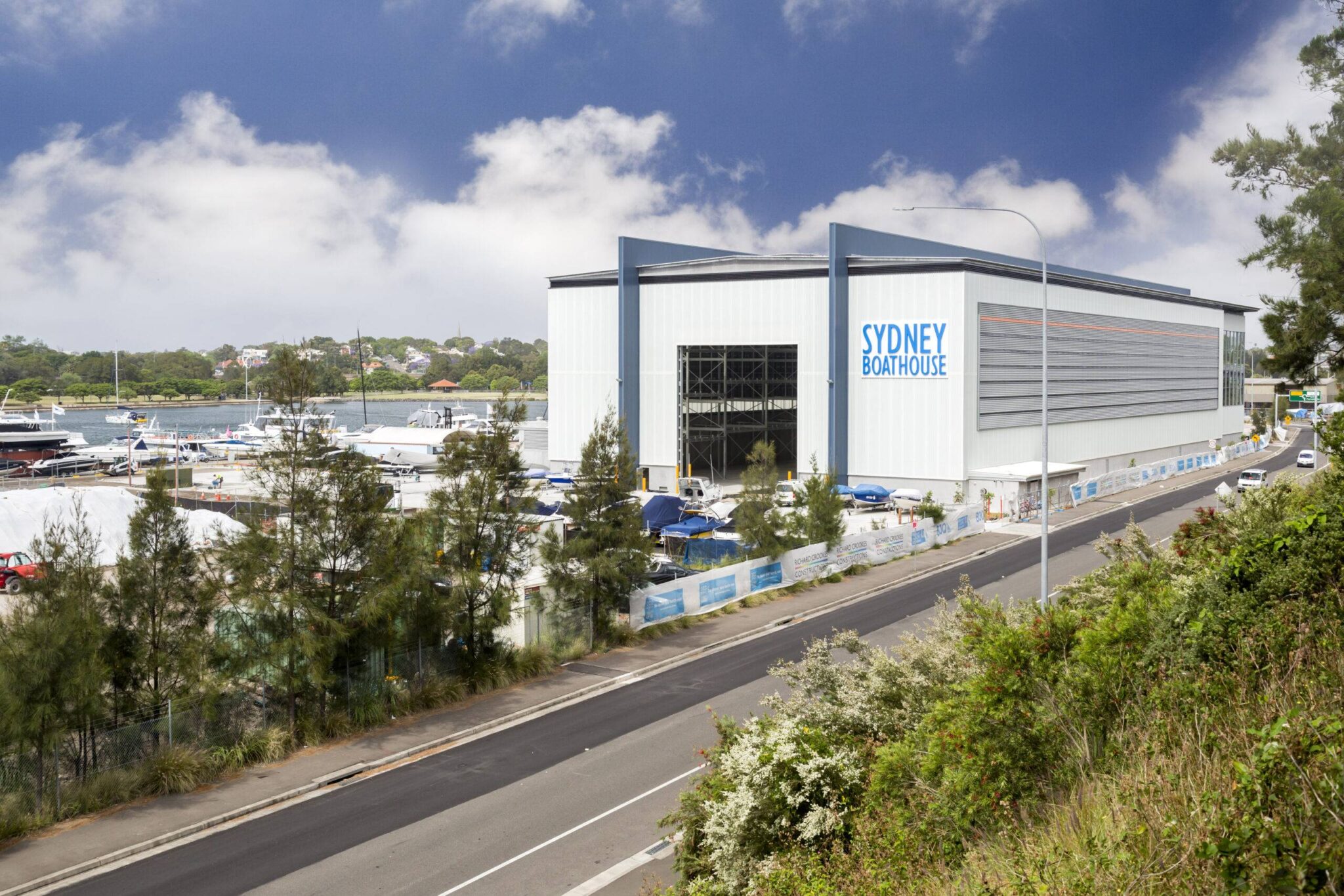 Elements Commercial | Louvreclad