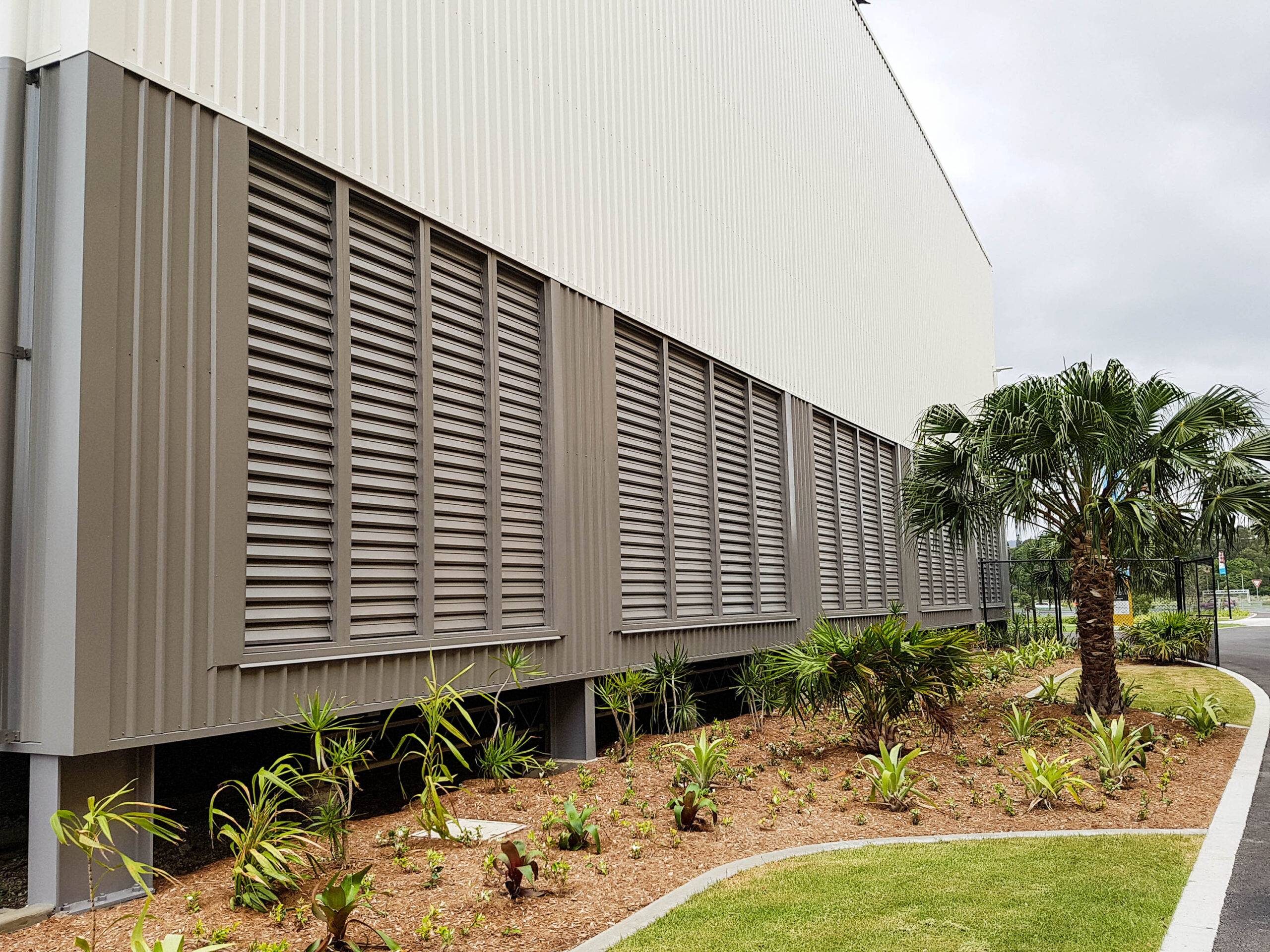 Axis Series® Operable Louvre System | Louvreclad