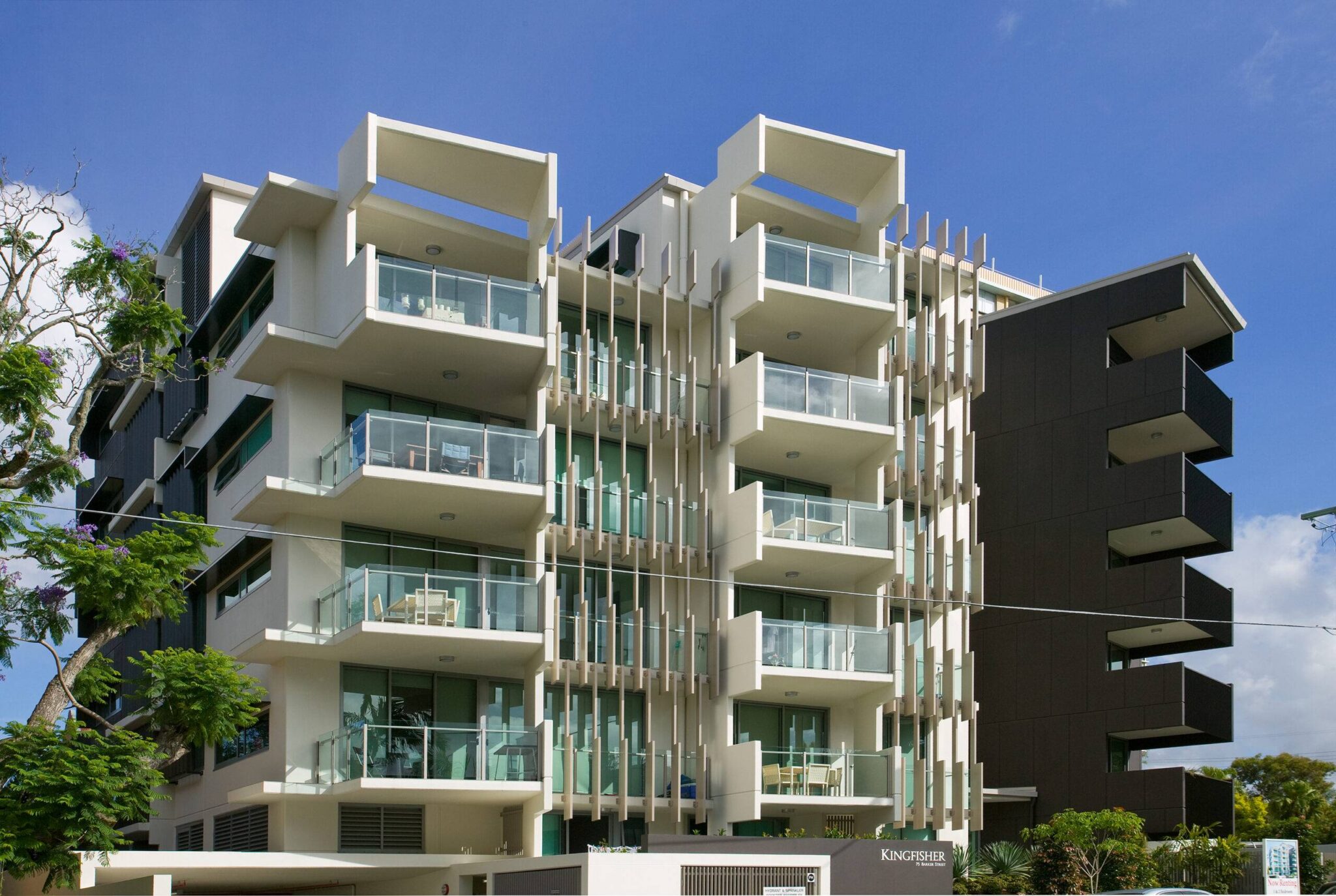 The Standard Apartments, Brisbane QLD – Louvreclad