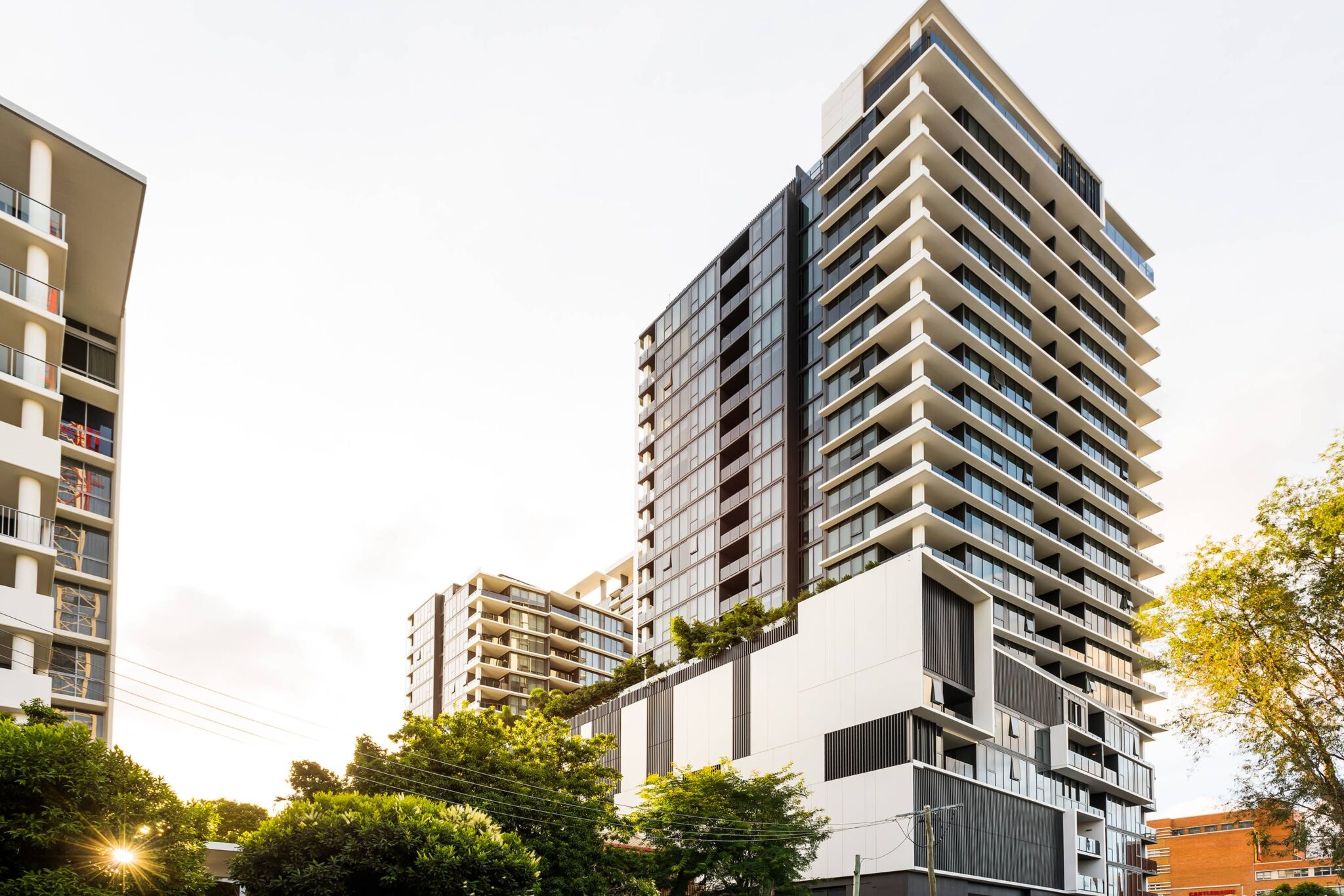 The Standard Apartments | Louvreclad